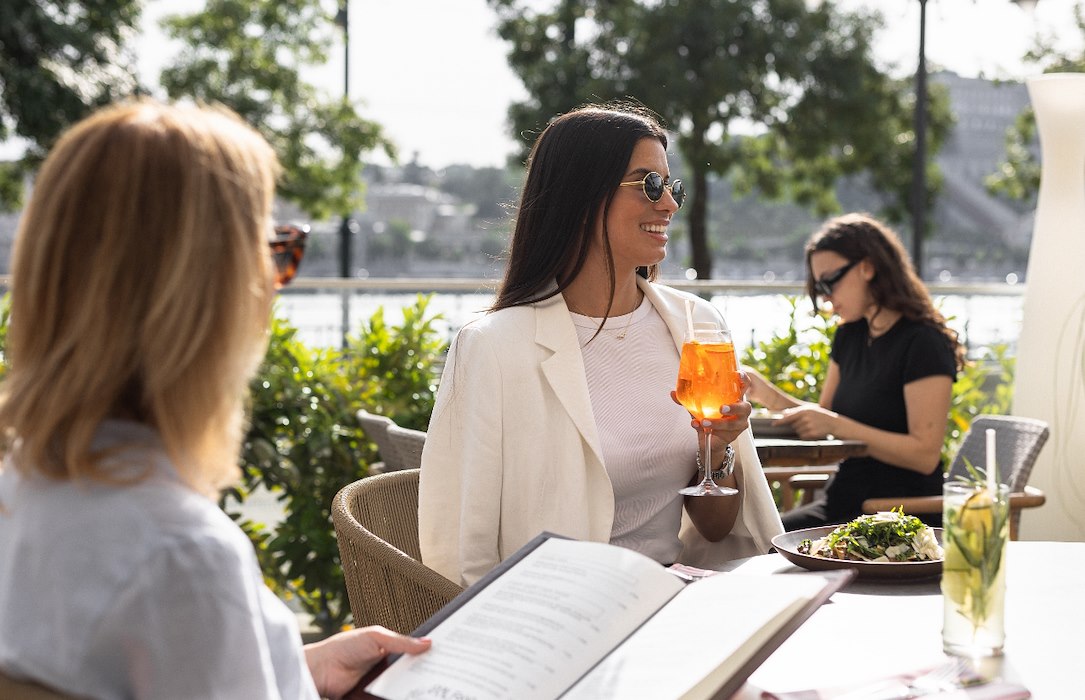 DNB Budapest Restaurant